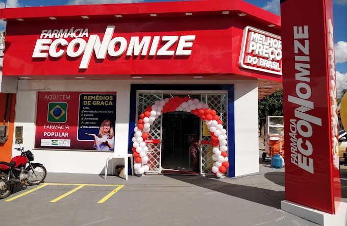 Farmácia Economize faz entrega de caminhão de prêmios nesta terça-feira ...