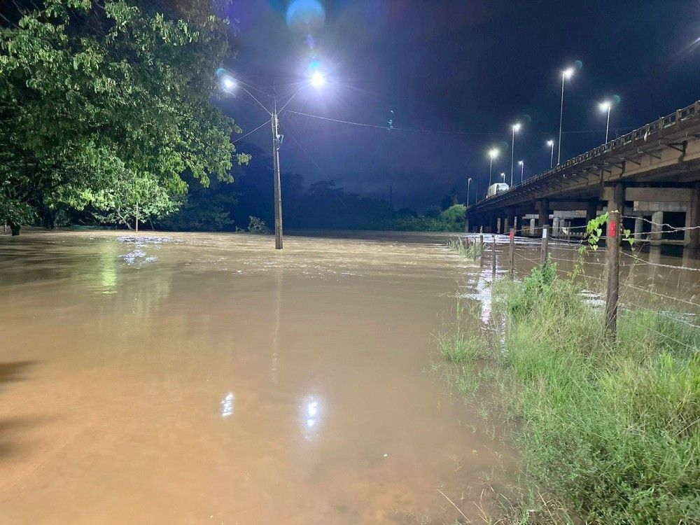 Nível do Rio Jaru se eleva significativamente nas últimas horas - Jaru ...